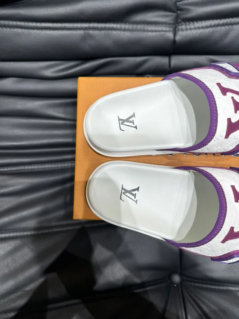 Exact replica Louis Vuitton Slippers