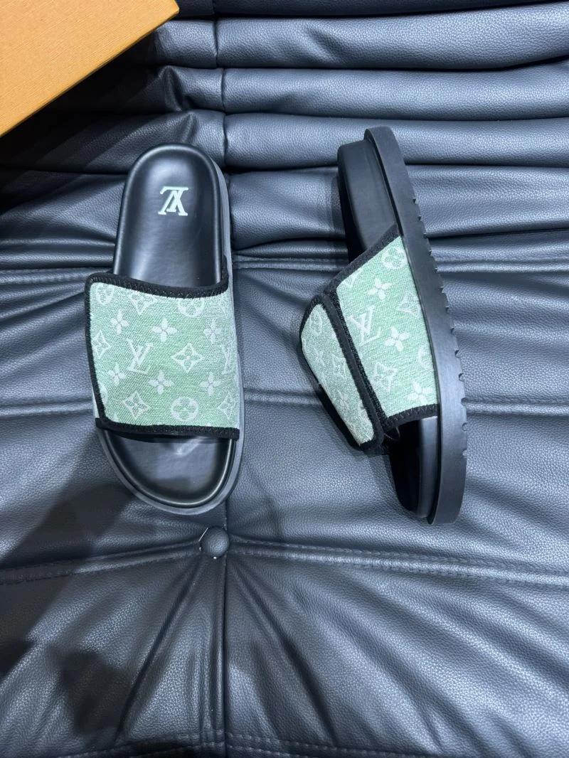 Bargain Louis Vuitton Slippers