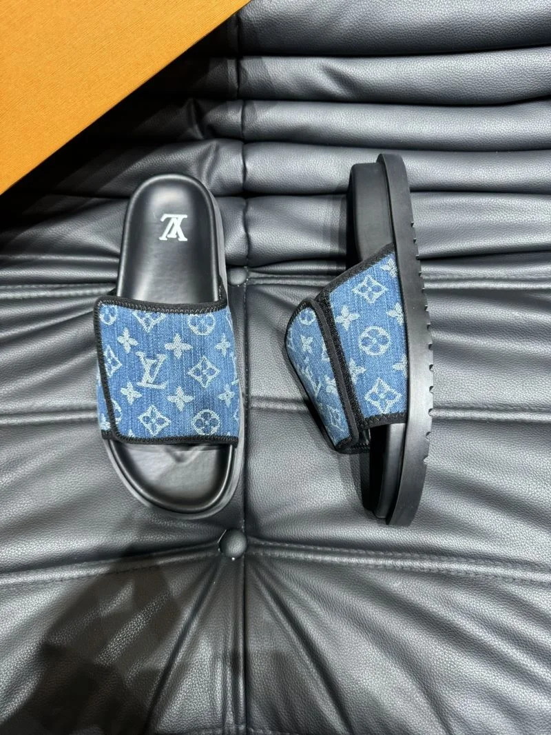 Bargain Louis Vuitton Slippers