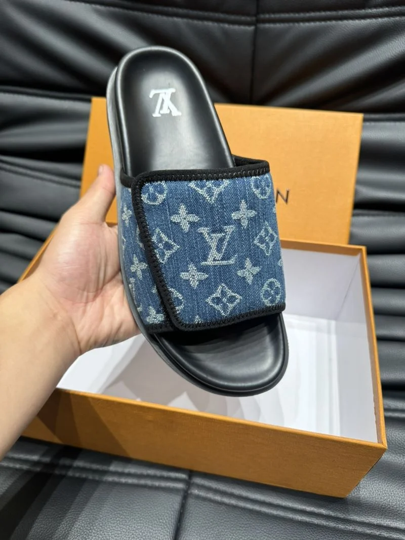 Bargain Louis Vuitton Slippers