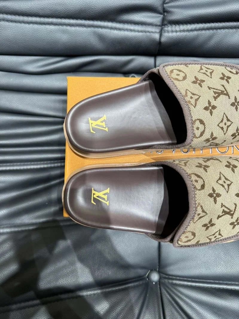 Factory-made Louis Vuitton Slippers