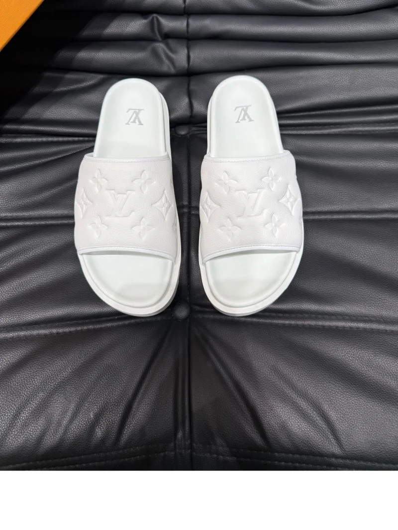 Louis Vuitton Slippers