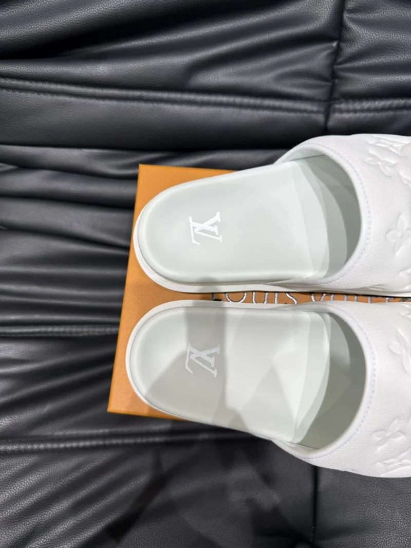 Factory-made Louis Vuitton Slippers