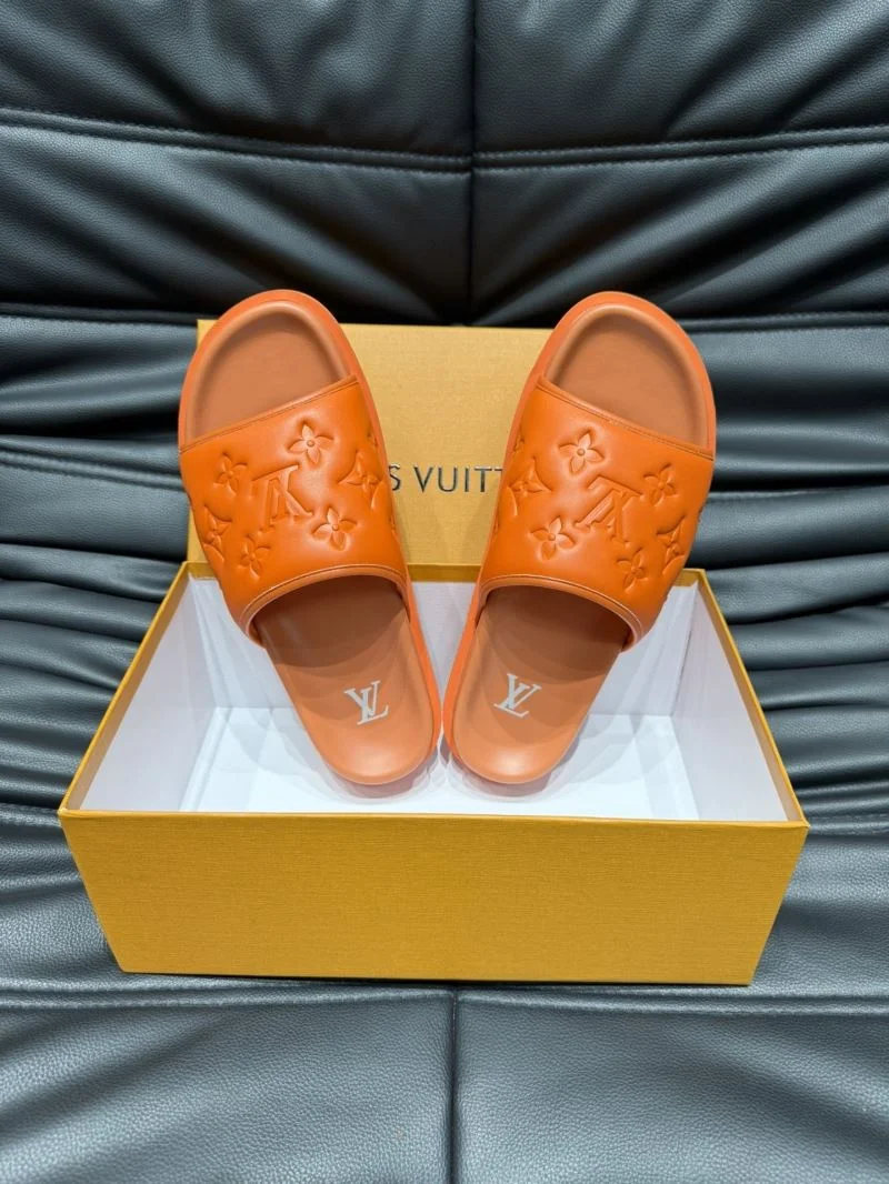 Low-cost Louis Vuitton Slippers