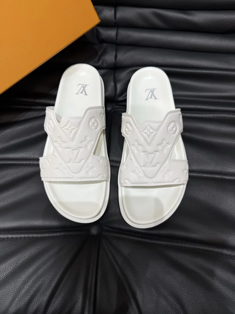 Louis Vuitton Slippers