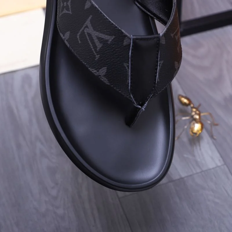 Official Louis Vuitton Slippers