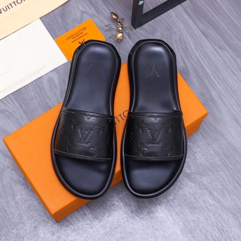 Louis Vuitton Slippers