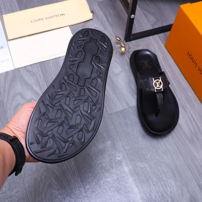 Bargain Louis Vuitton Slippers