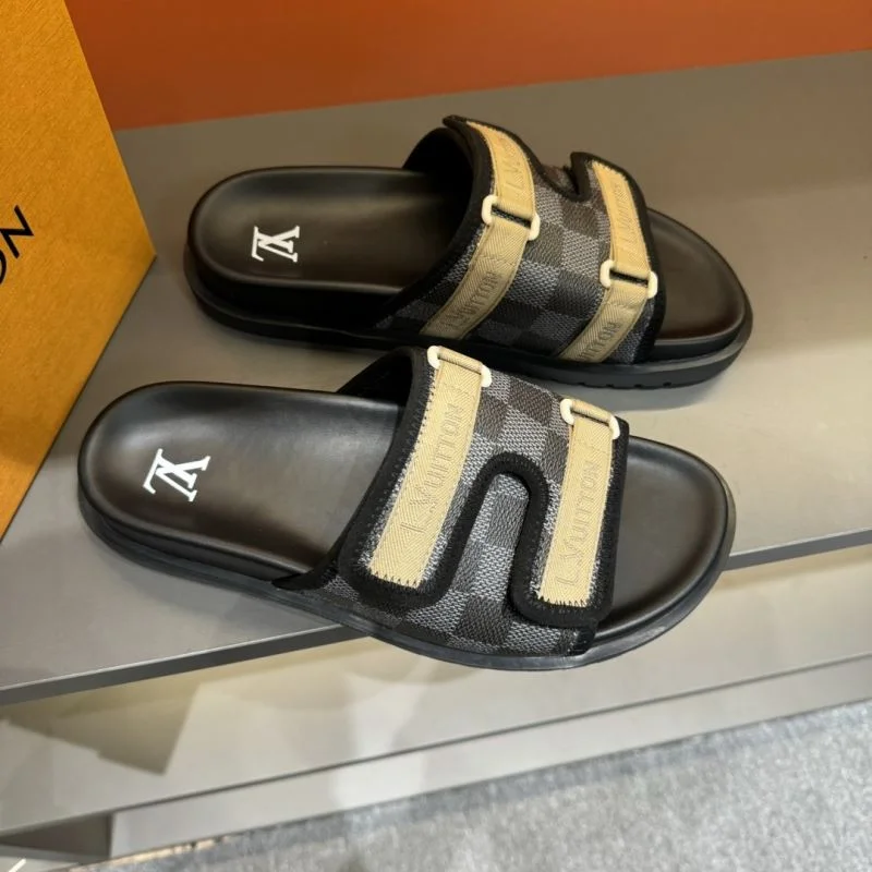 Low-cost Louis Vuitton Slippers