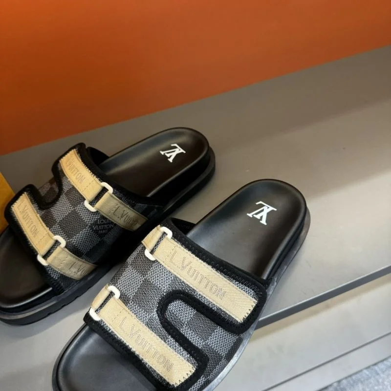 Low-cost Louis Vuitton Slippers