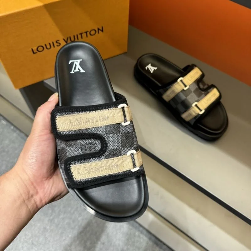 Low-cost Louis Vuitton Slippers