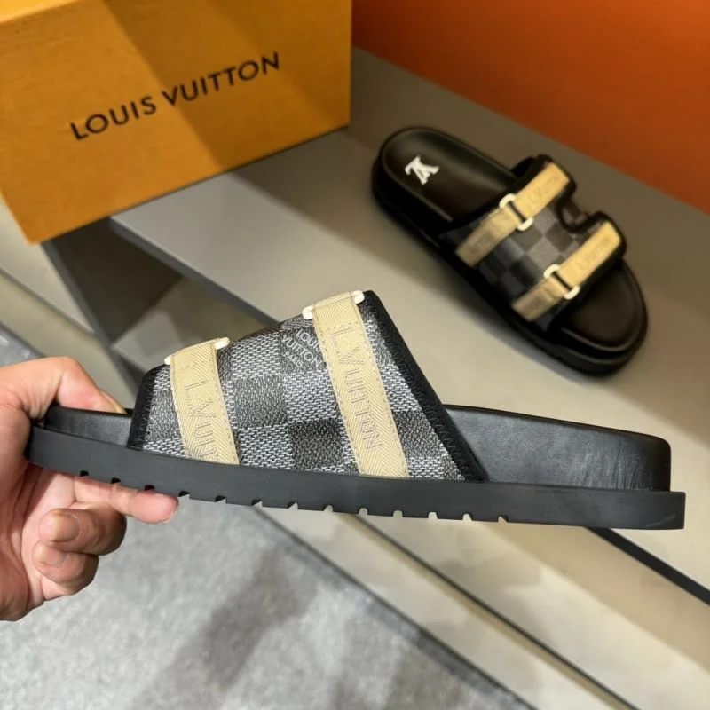 Low-cost Louis Vuitton Slippers
