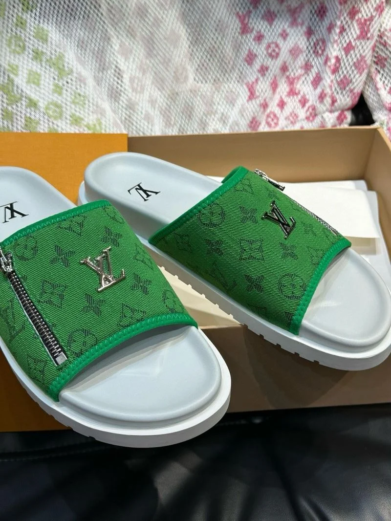 Bargain Louis Vuitton Slippers