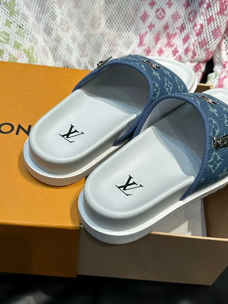 Inexpensive Louis Vuitton Slippers