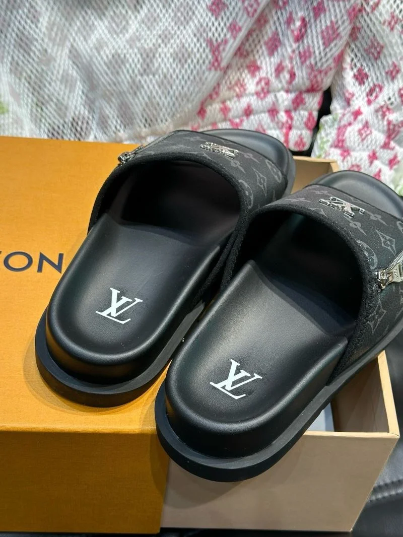 Economical Louis Vuitton Slippers