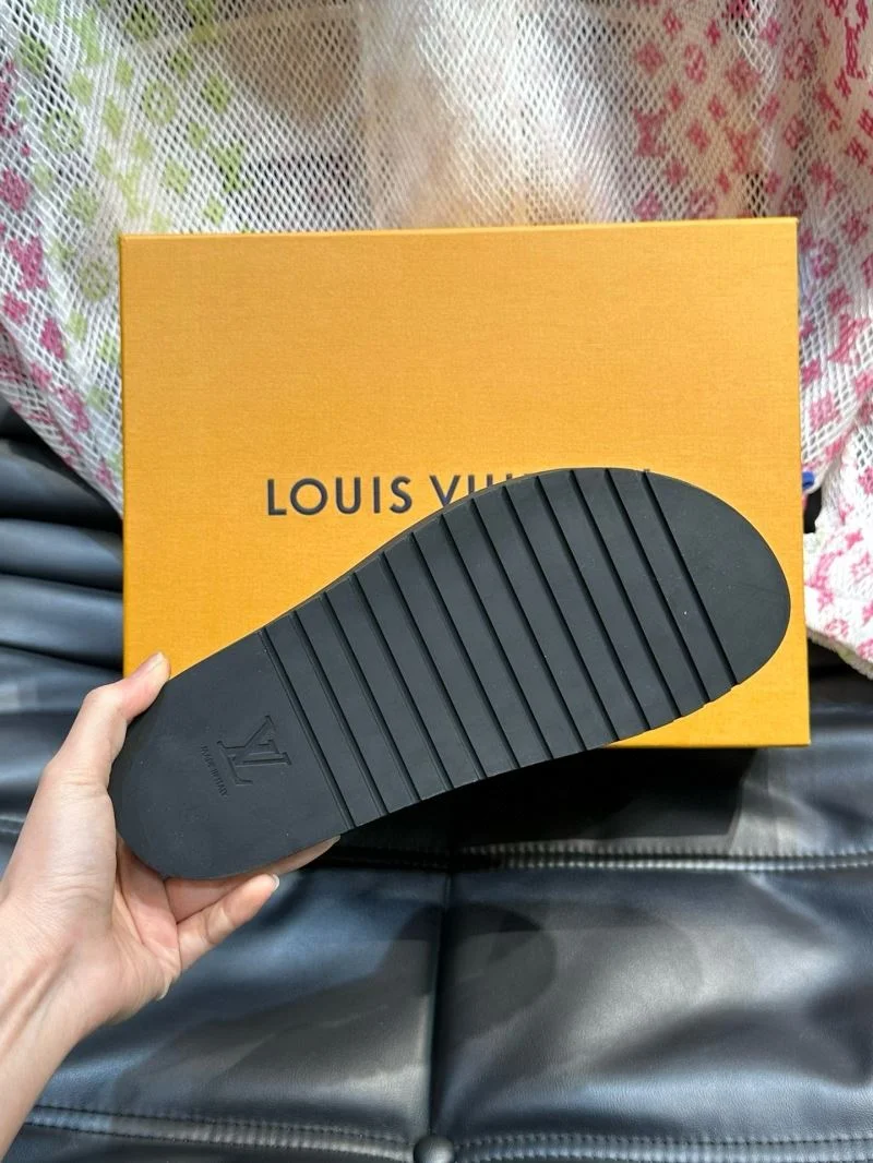 Economical Louis Vuitton Slippers