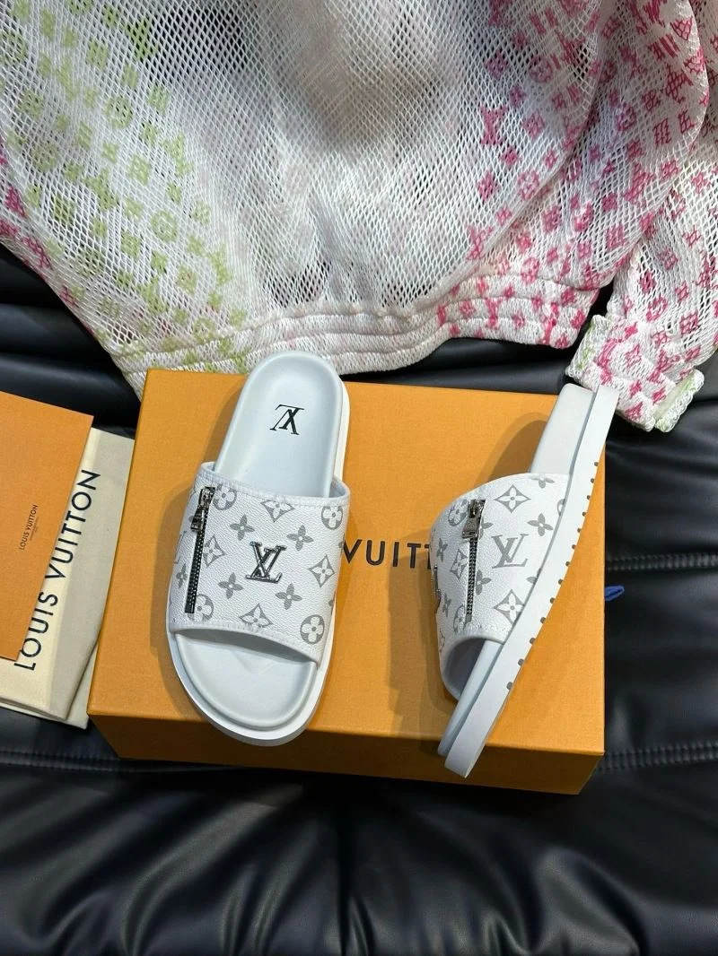 Precise copy Louis Vuitton Slippers