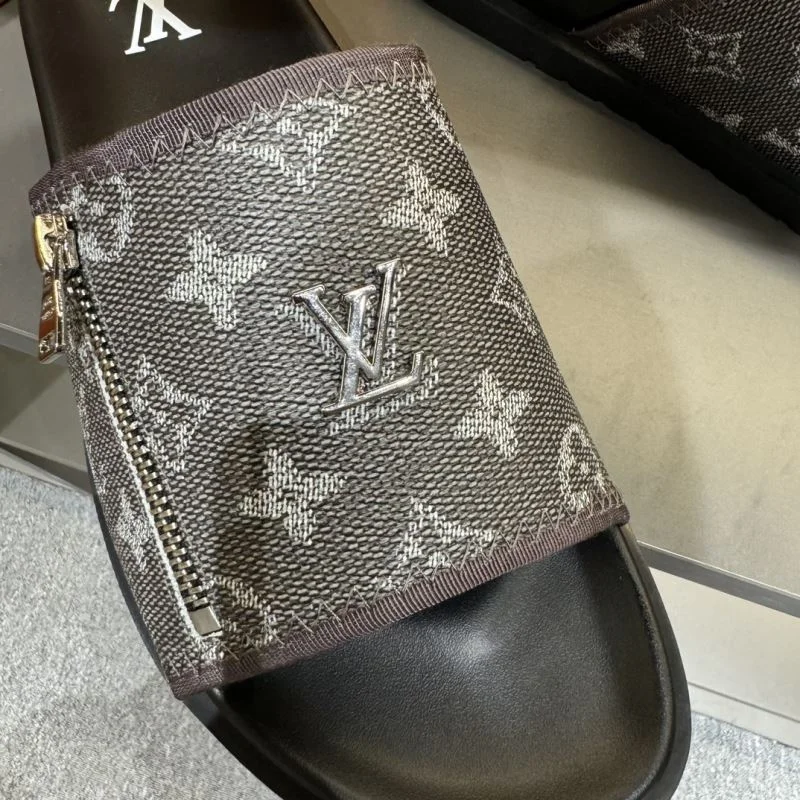 Factory-made Louis Vuitton Slippers