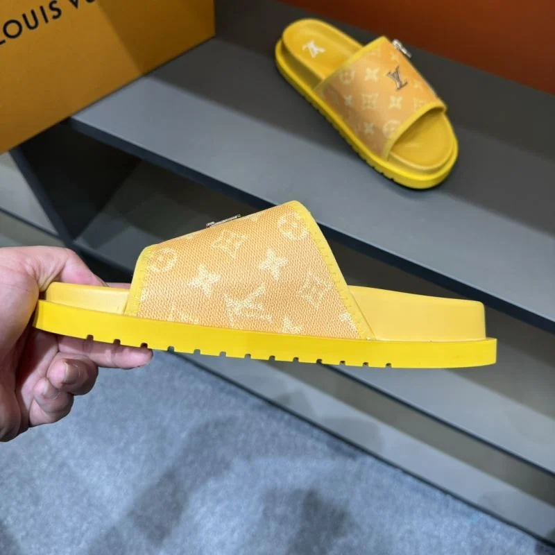 Economical Louis Vuitton Slippers