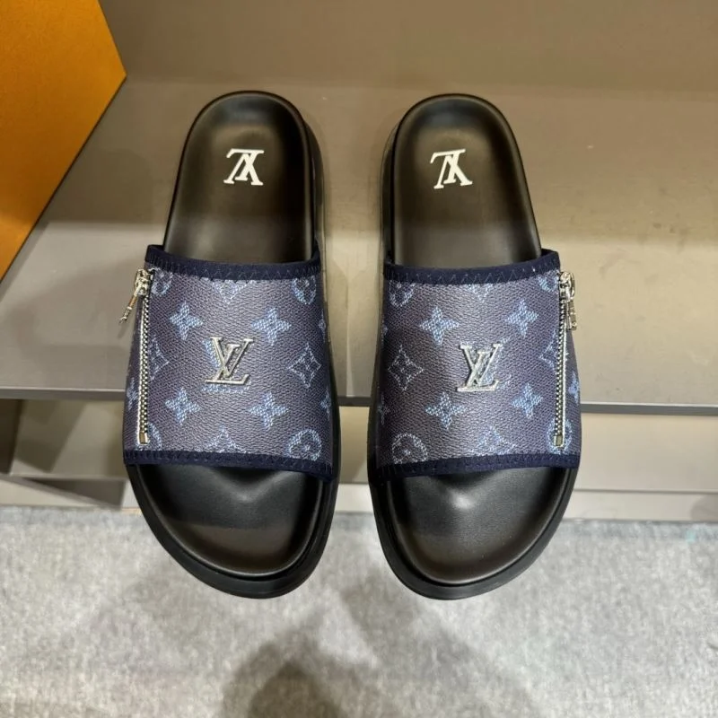 Louis Vuitton Slippers