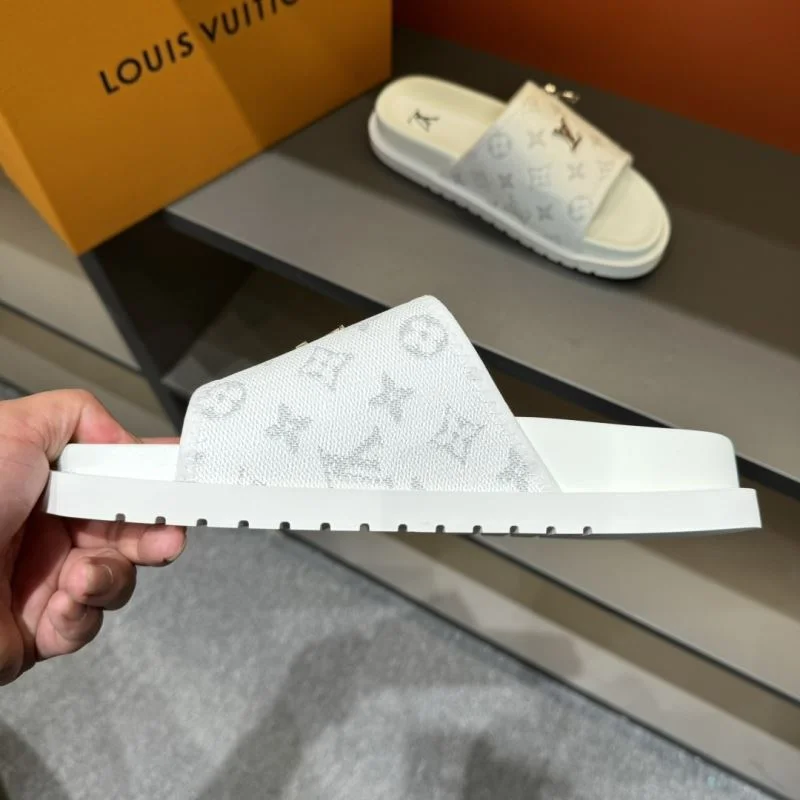 High fidelity Louis Vuitton Slippers