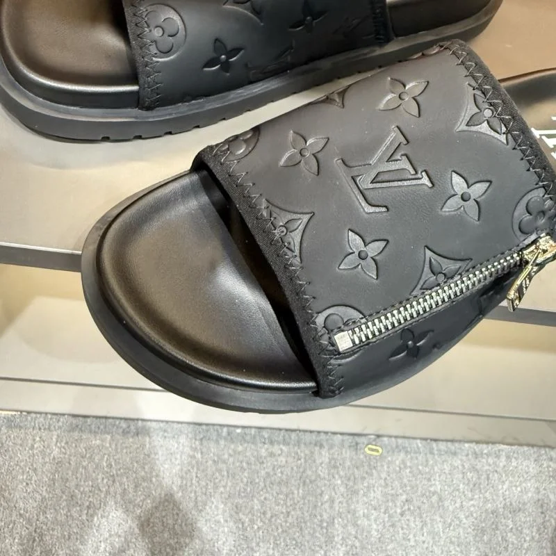Top mirror Louis Vuitton Slippers