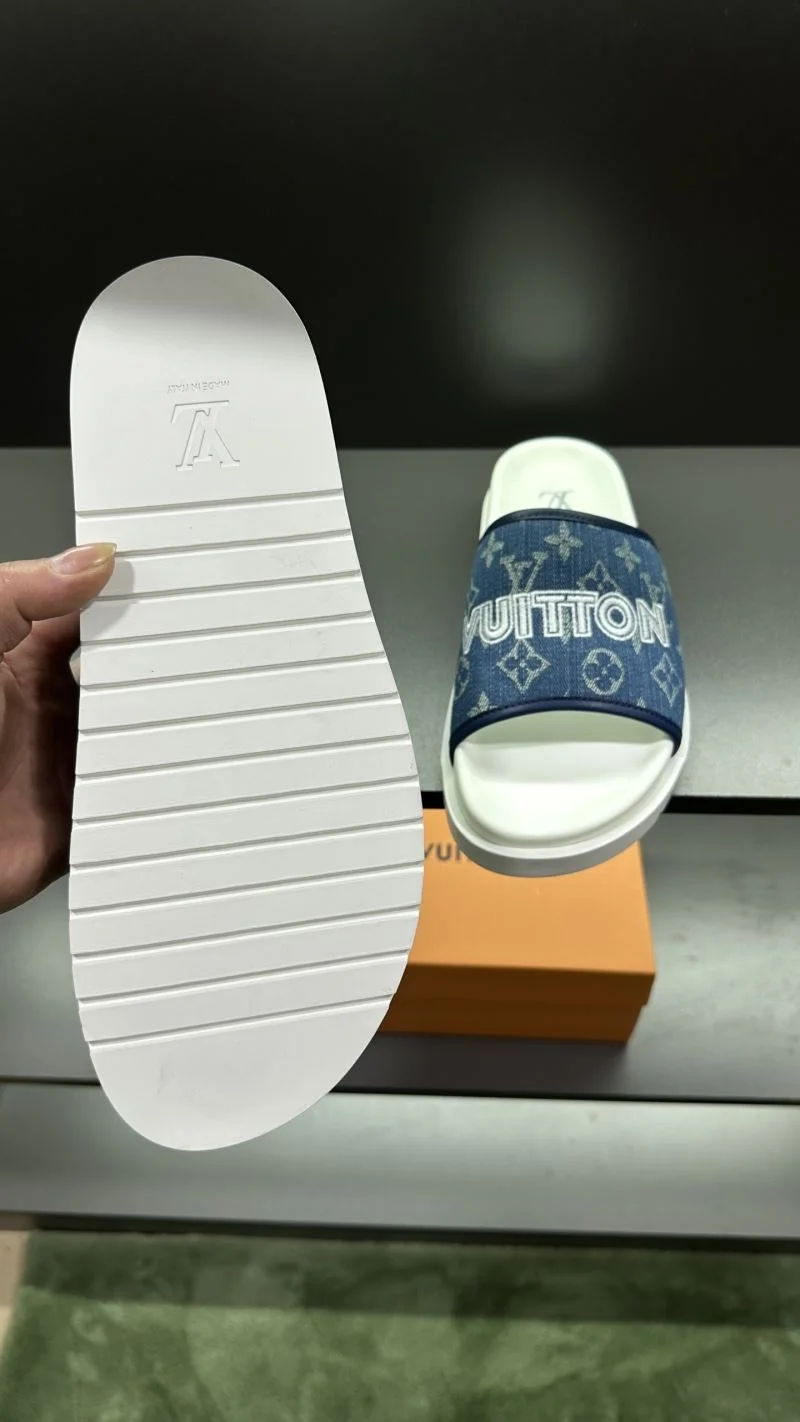 Mirror quality Louis Vuitton Slippers