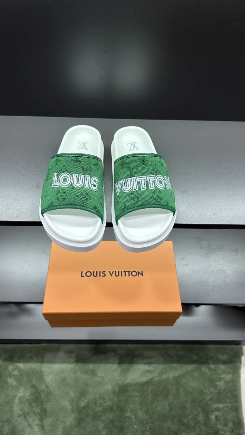 Louis Vuitton Slippers