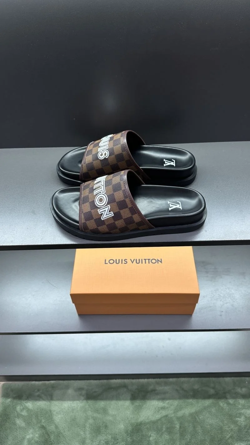 Cut-rate Louis Vuitton Slippers