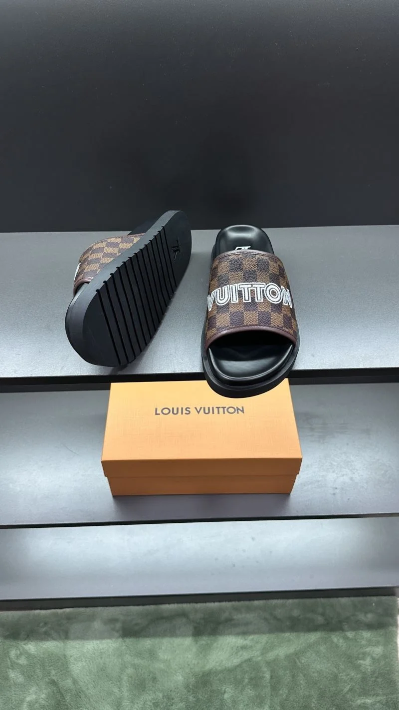 Cut-rate Louis Vuitton Slippers