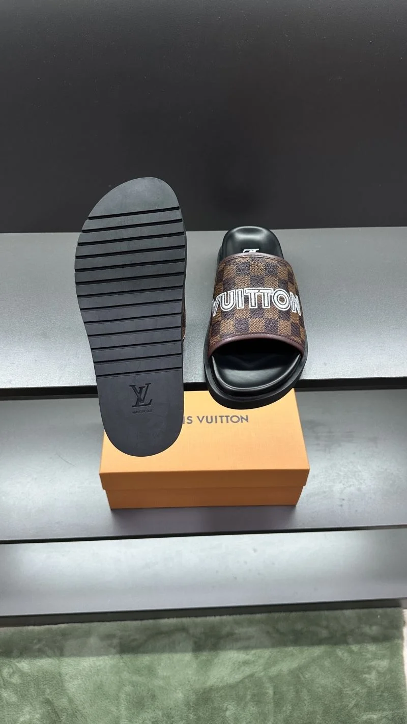 Cut-rate Louis Vuitton Slippers