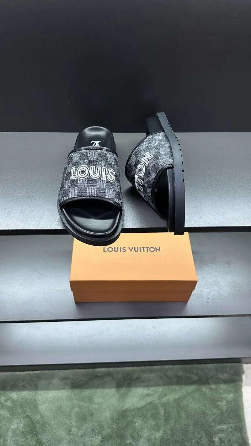 Economical Louis Vuitton Slippers