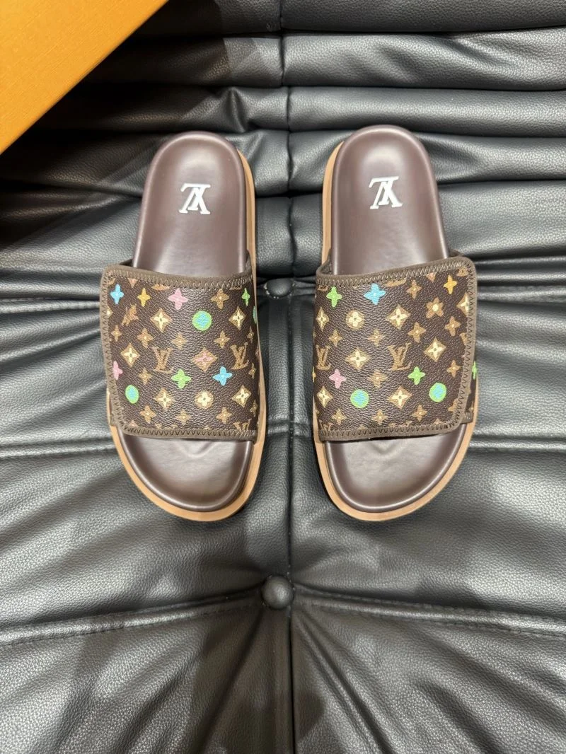 Louis Vuitton Slippers