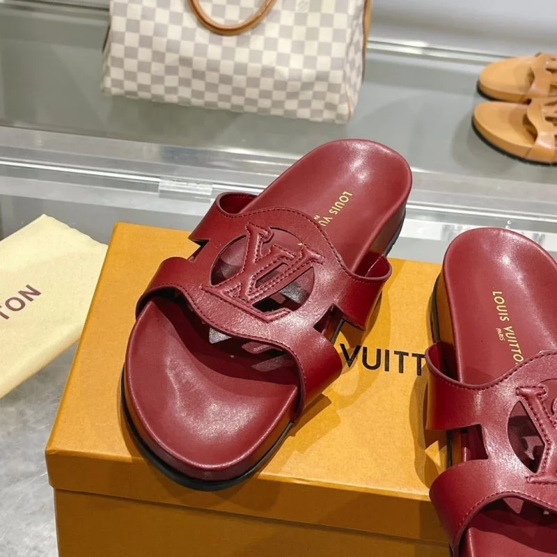 Accurate model Louis Vuitton Slippers