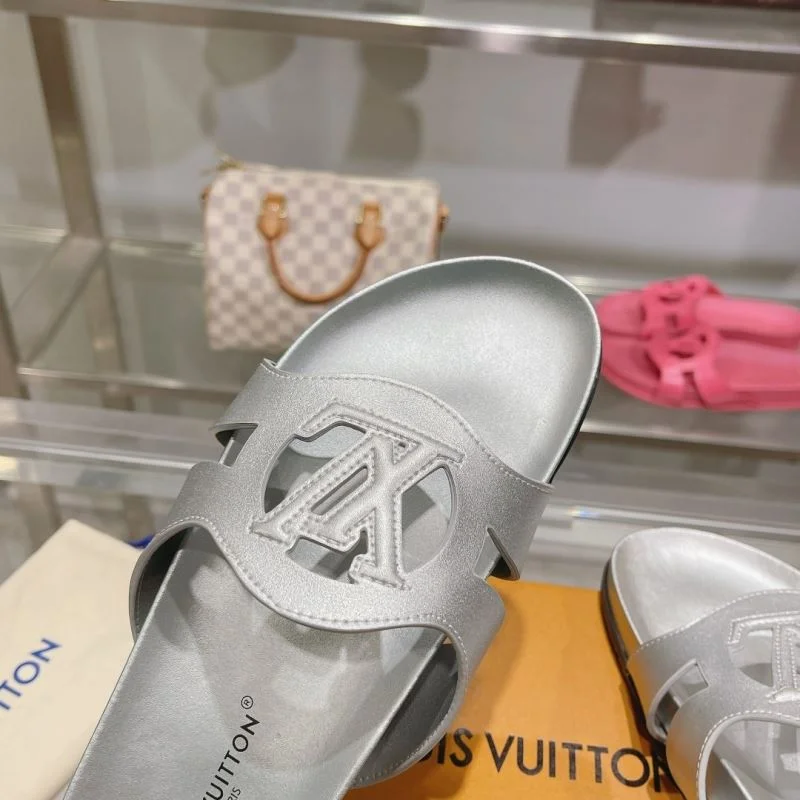 Exact replica Louis Vuitton Slippers