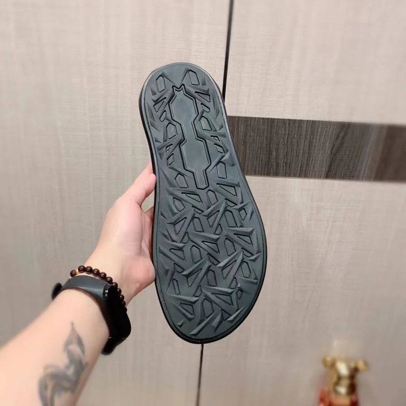 Factory-made Louis Vuitton Slippers