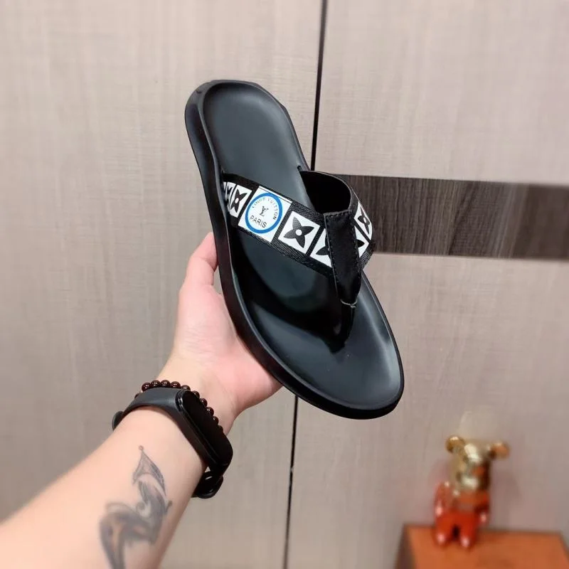Louis Vuitton Slippers