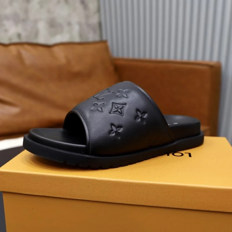 Brand-authenticated Louis Vuitton Slippers