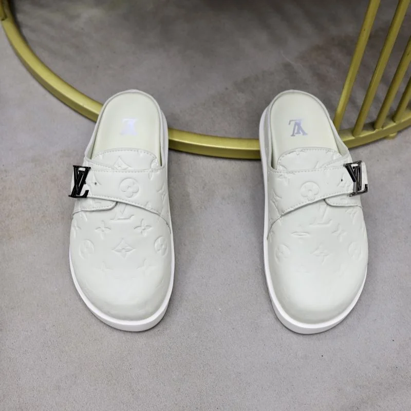 Economical Louis Vuitton Slippers