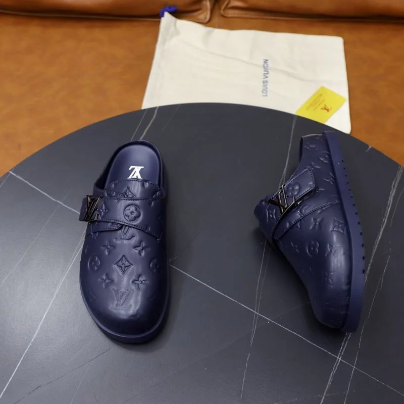 Brand-authenticated Louis Vuitton Slippers