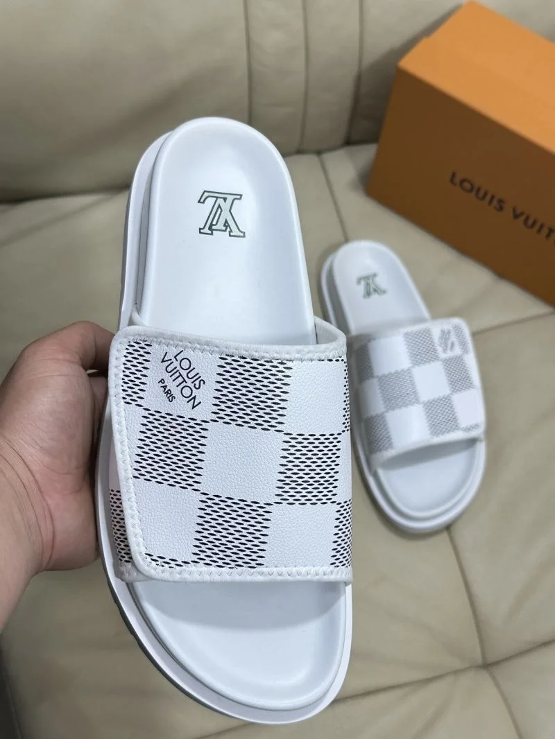 Cut-rate Louis Vuitton Slippers