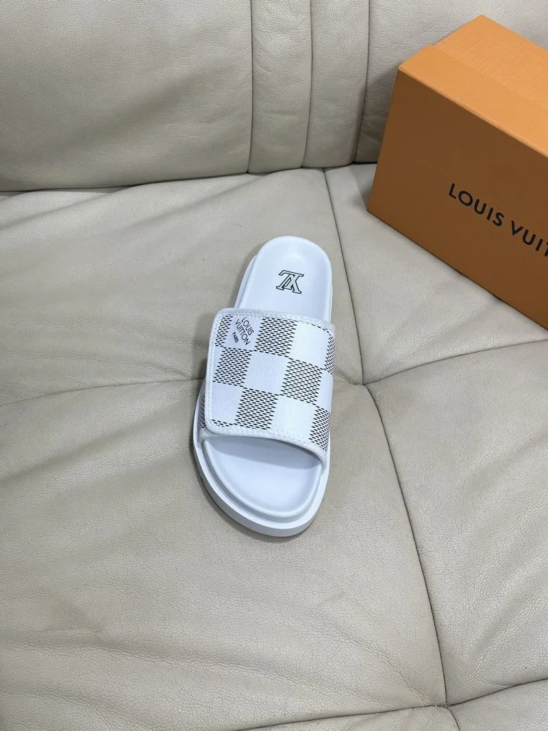 Cut-rate Louis Vuitton Slippers