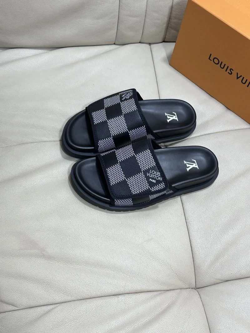 Discounted Louis Vuitton Slippers