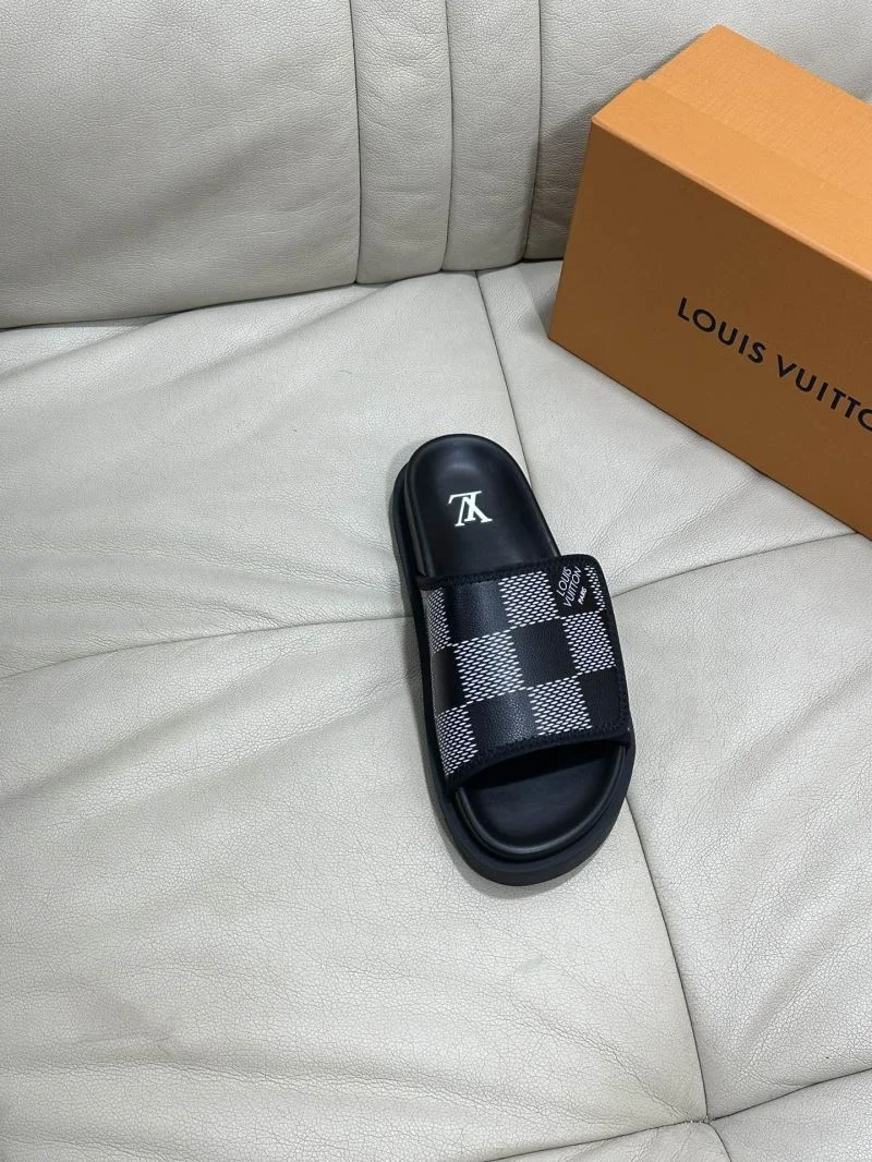 Discounted Louis Vuitton Slippers
