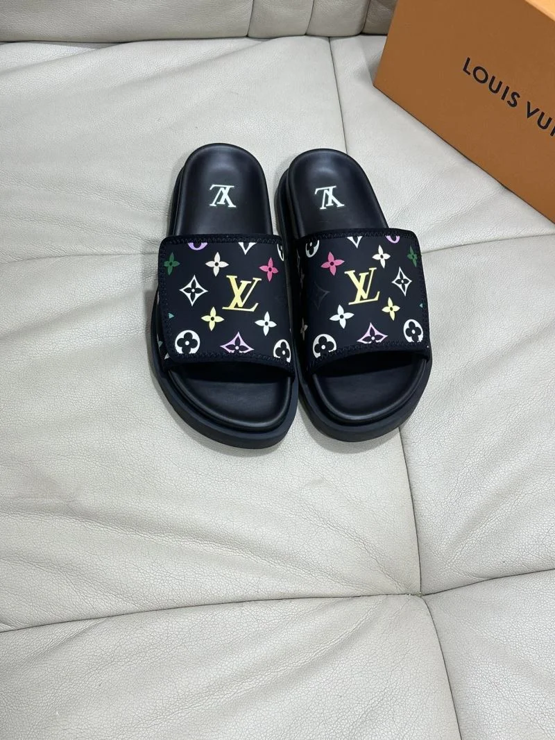 Louis Vuitton Slippers