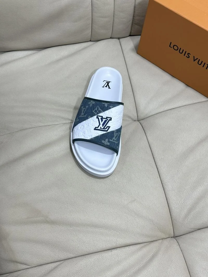 Low-cost Louis Vuitton Slippers