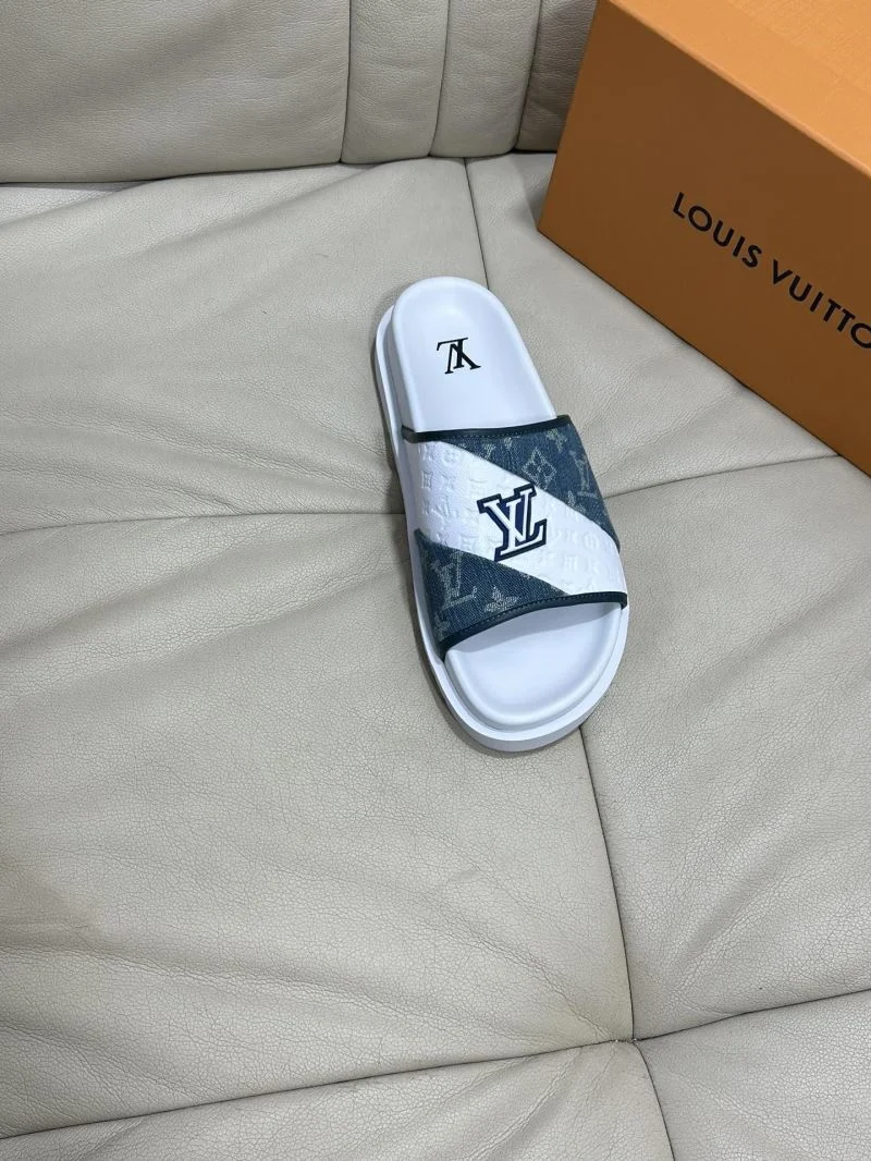 Low-cost Louis Vuitton Slippers