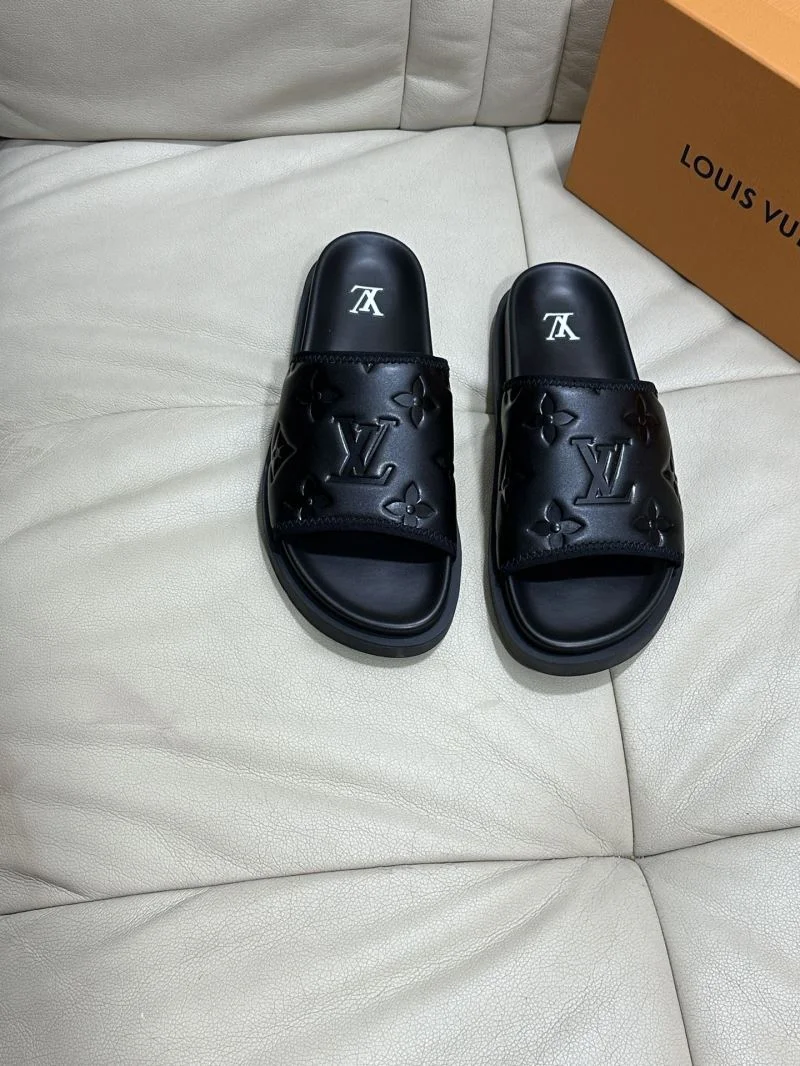 Louis Vuitton Slippers