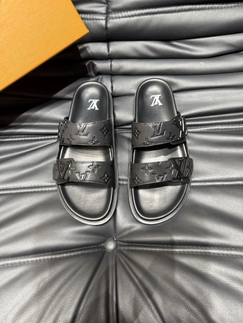 Louis Vuitton Slippers