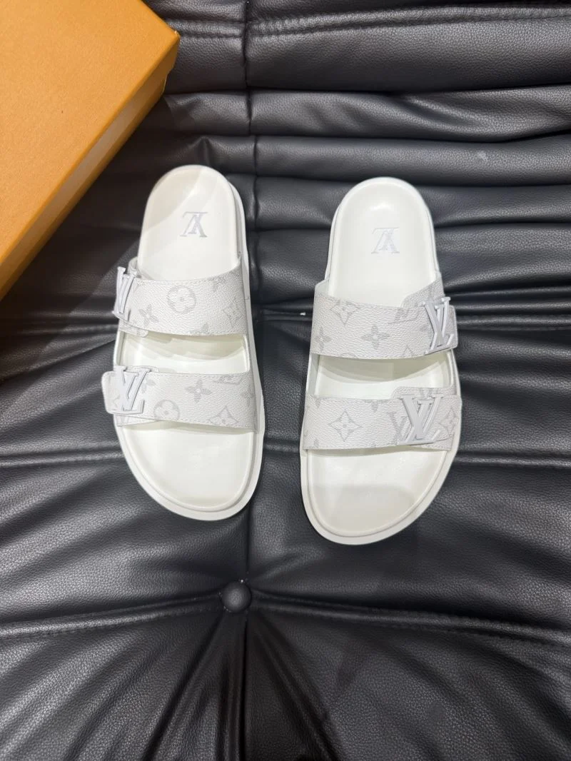 Louis Vuitton Slippers